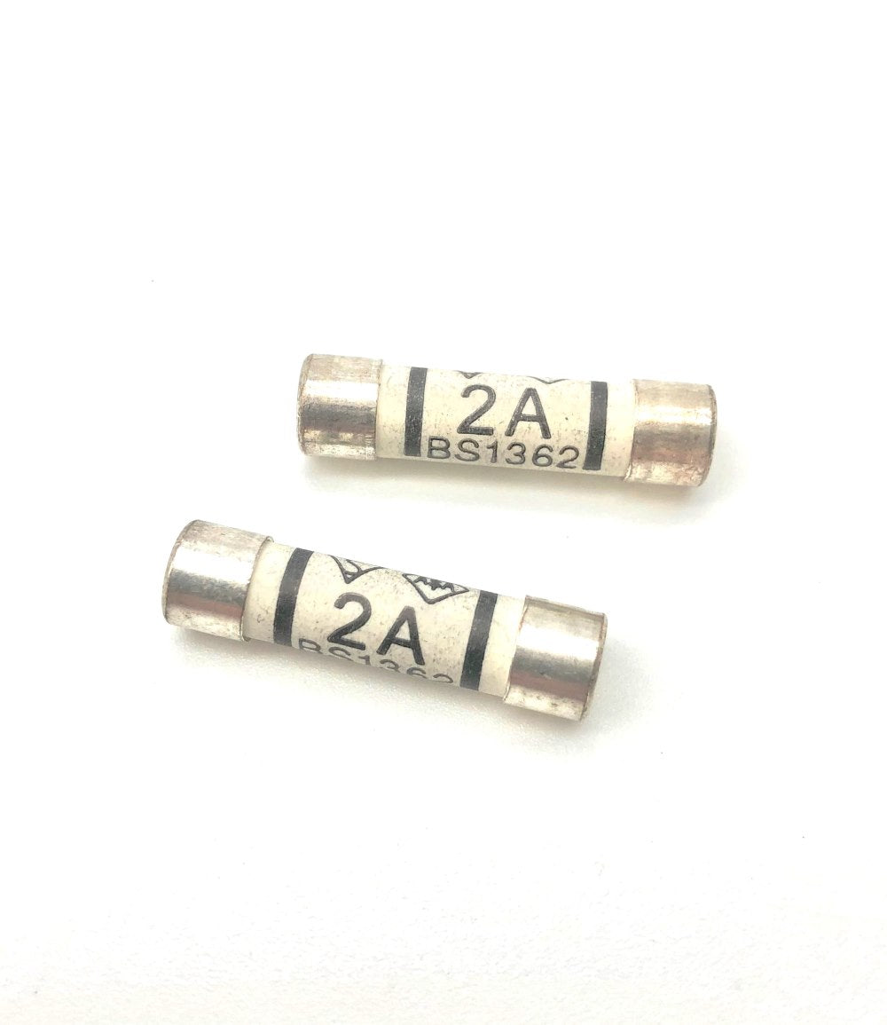 2 Amp Plug Fuse | Domestic 25mm Fuses | Jones DIY – JONES DIY